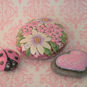 Heart Shaped Flower Rock Set, Pink Ladybug Rock, Painted Rocks, You ...