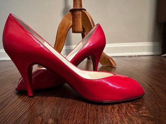 1980’s Red Leather Peep Toe Pumps - Gem