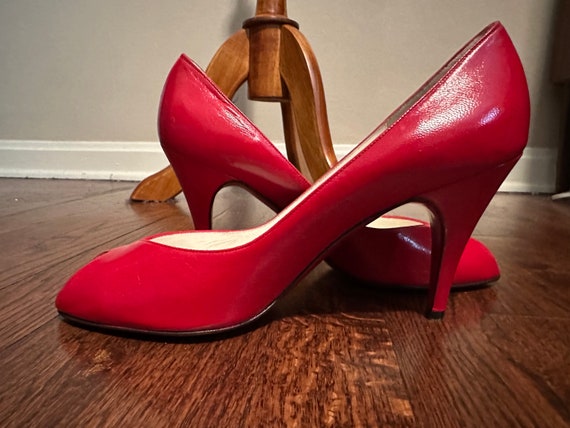 1980’s Red Leather Peep Toe Pumps - Gem