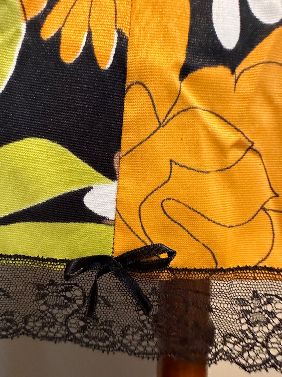 1960’s Vanity Fair Psychedelic Floral Half Slip - Gem