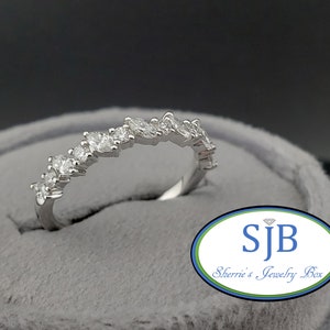 0.30CT ダイヤモンド マーキスシェイプ 3 ラウンドダイヤモンド 0.30CT ダイヤモンド マーキスシェイプ 3 ラウンドダイヤモンド