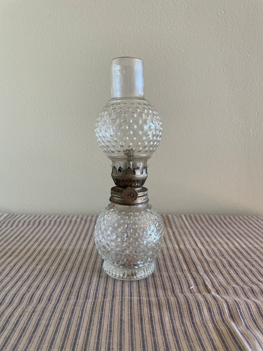 Vintage Oil Lamp ~ Small Size 7 7/8 Inches - Etsy
