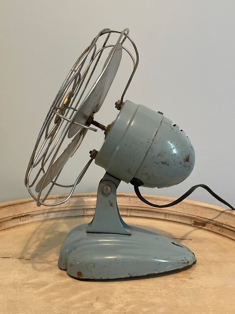 Vintage Zero Electric Fan by Mcgraw Edison Company, Blue and Silver ...