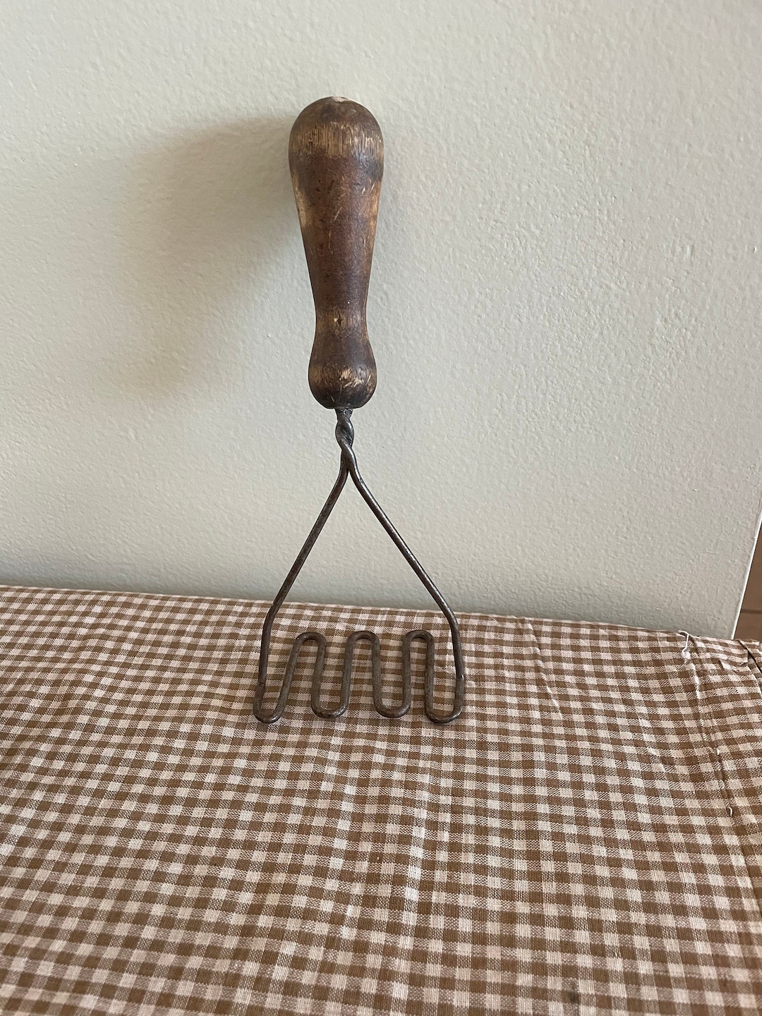 Vintage Potato Masher ~ Manual Power ~ Brown Wooden Handle - Etsy