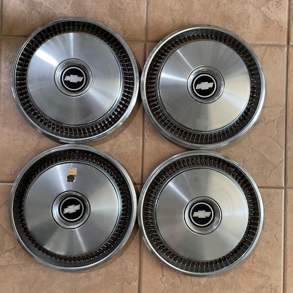 Vintage Hubcaps - Etsy