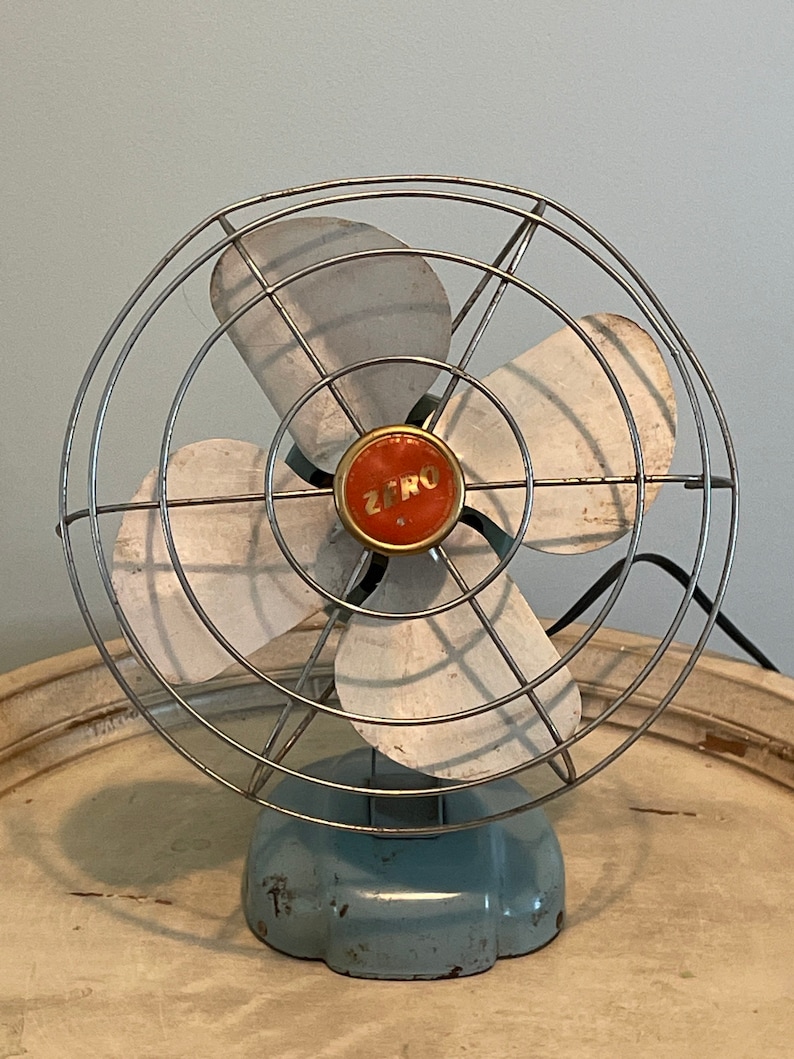 Vintage Zero Electric Fan by Mcgraw Edison Company, Blue and Silver ...