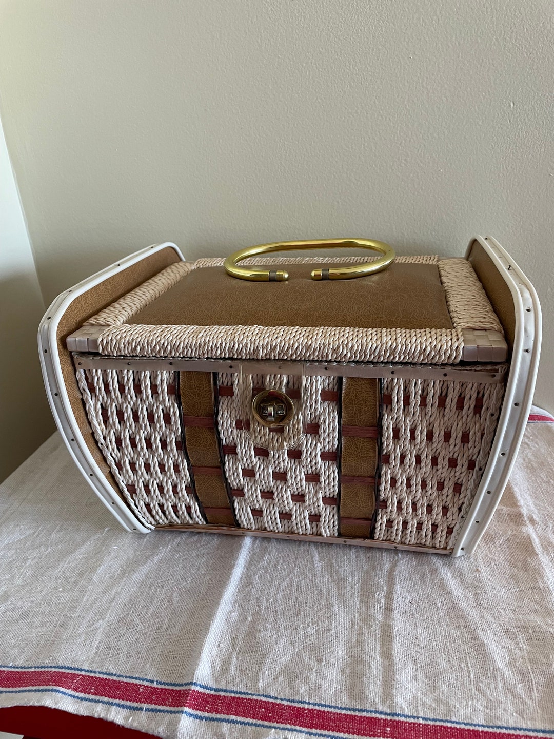 Vintage Singer Sewing Box With Gold Handle - Etsy