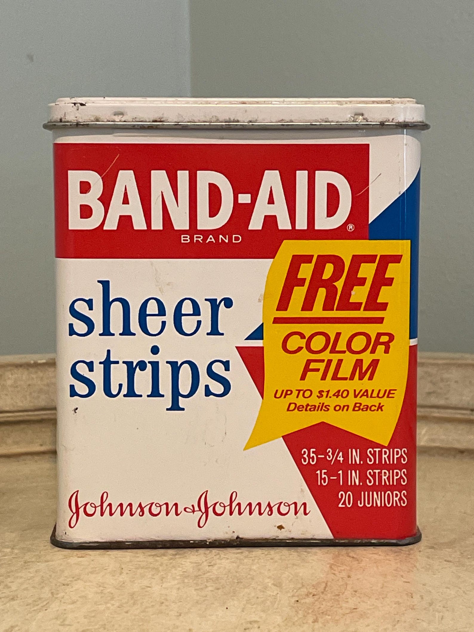 Vintage Band-aid Tin ~ Johnson & Johnson Sheer Strips ~ Retro ...