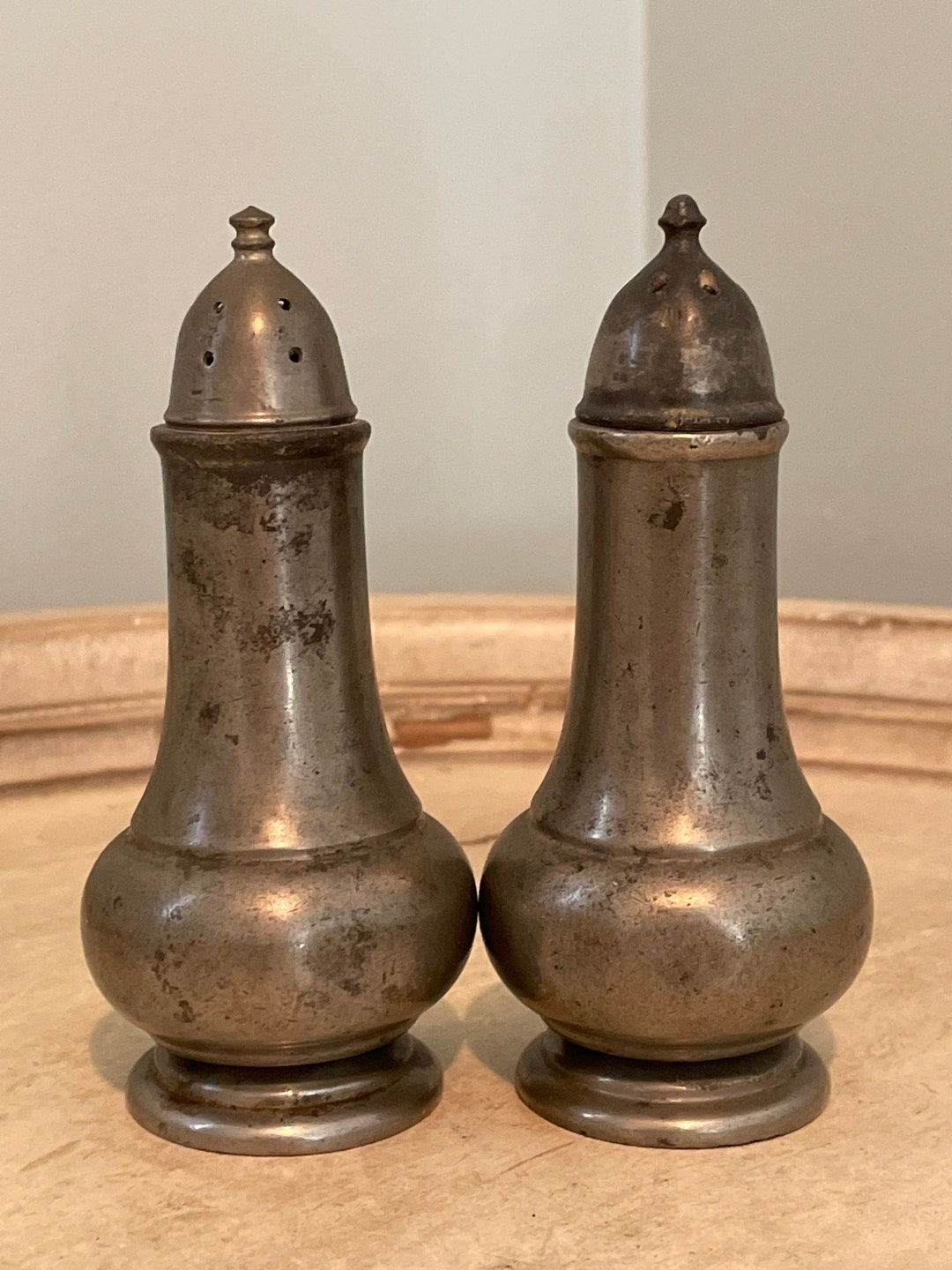 Vintage Salt and Pepper Shakers ~ Mayflower Pewter 3238 - Etsy