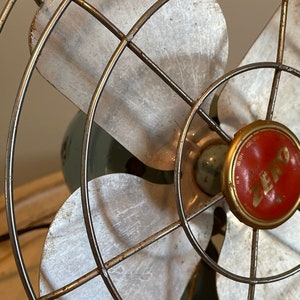 Vintage Zero Electric Fan ~ Mcgraw Edison Company ~ Blue and Silver - Etsy