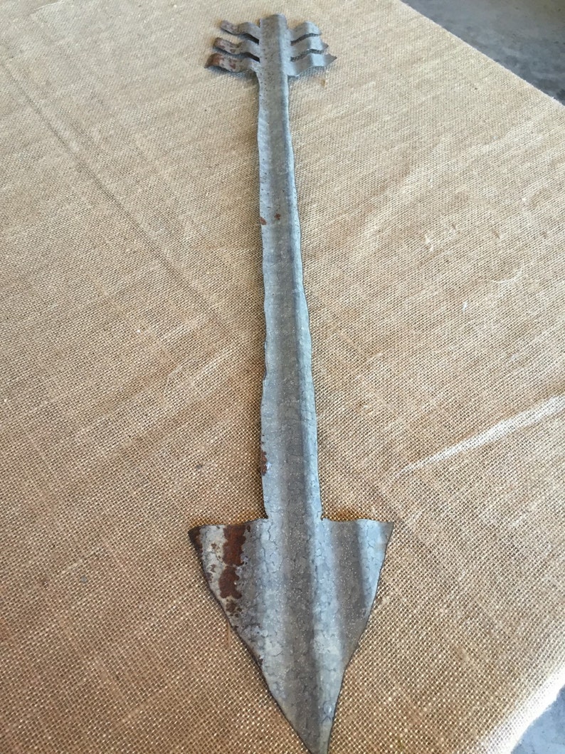 Large 28 Long Rusty Tin Arrow Flat Rusty Tin Arrow - Etsy