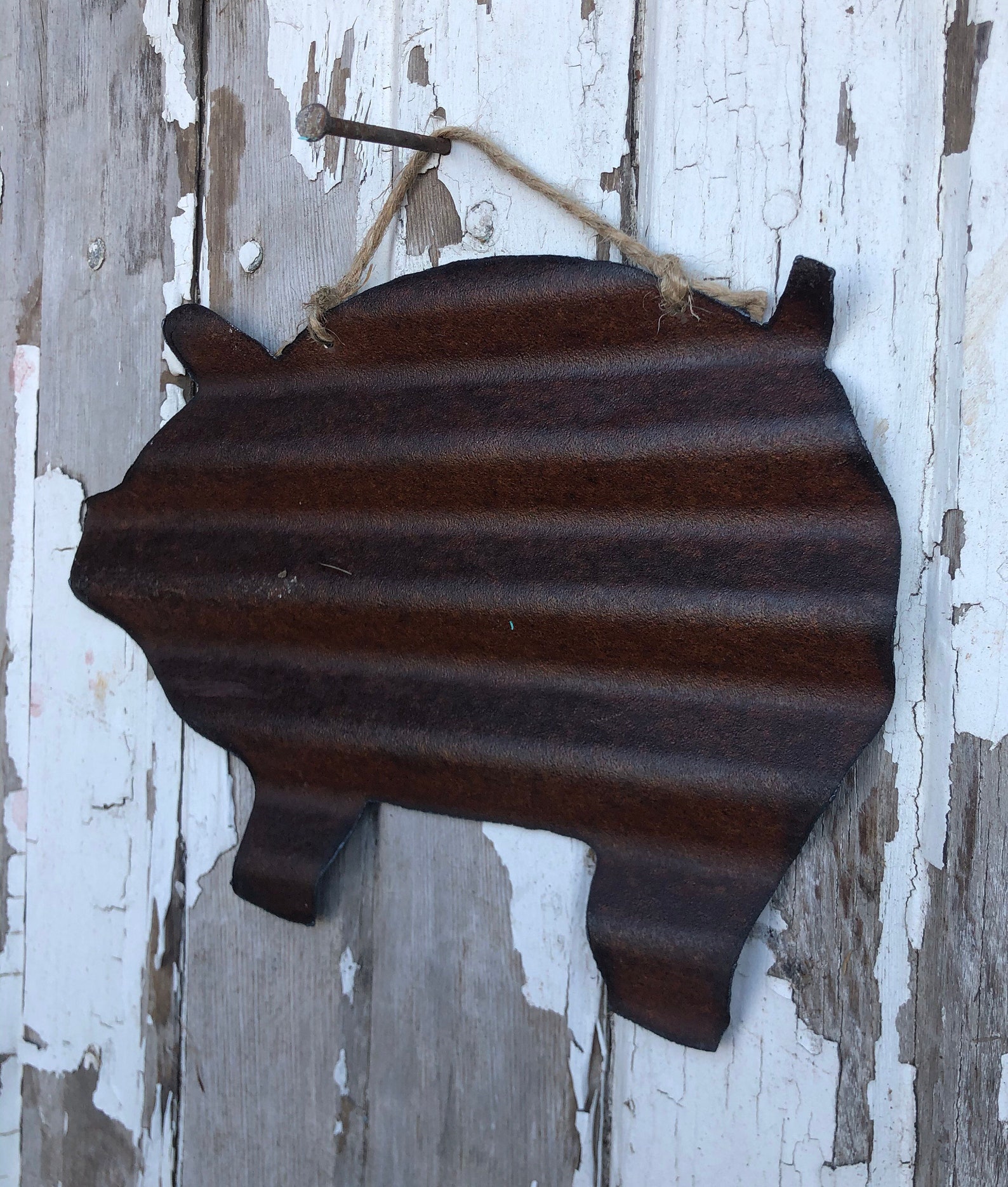Corrugated Tin Pig / Rustic Pig Decor / Tin Farm Decor - Etsy