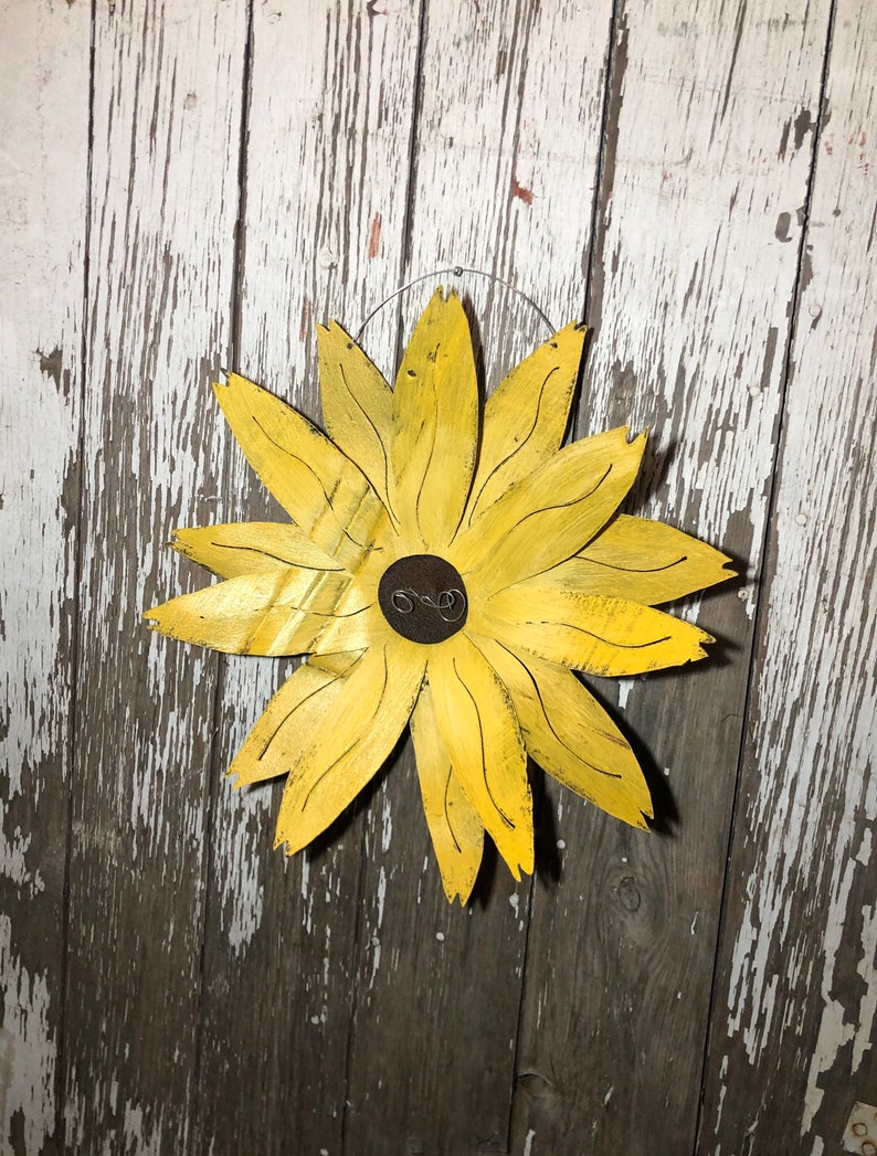 Handmade Yellow Tin Daisy / Rustic Tin Daisy / Daisy Flower - Etsy