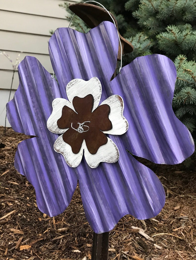 Purple Tin Flower / Corrugated Tin Dogwood Flower / Rusty Tin - Etsy
