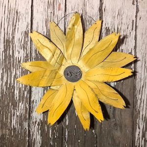 Handmade Yellow Tin Daisy / Rustic Tin Daisy / Daisy Flower Decor ...