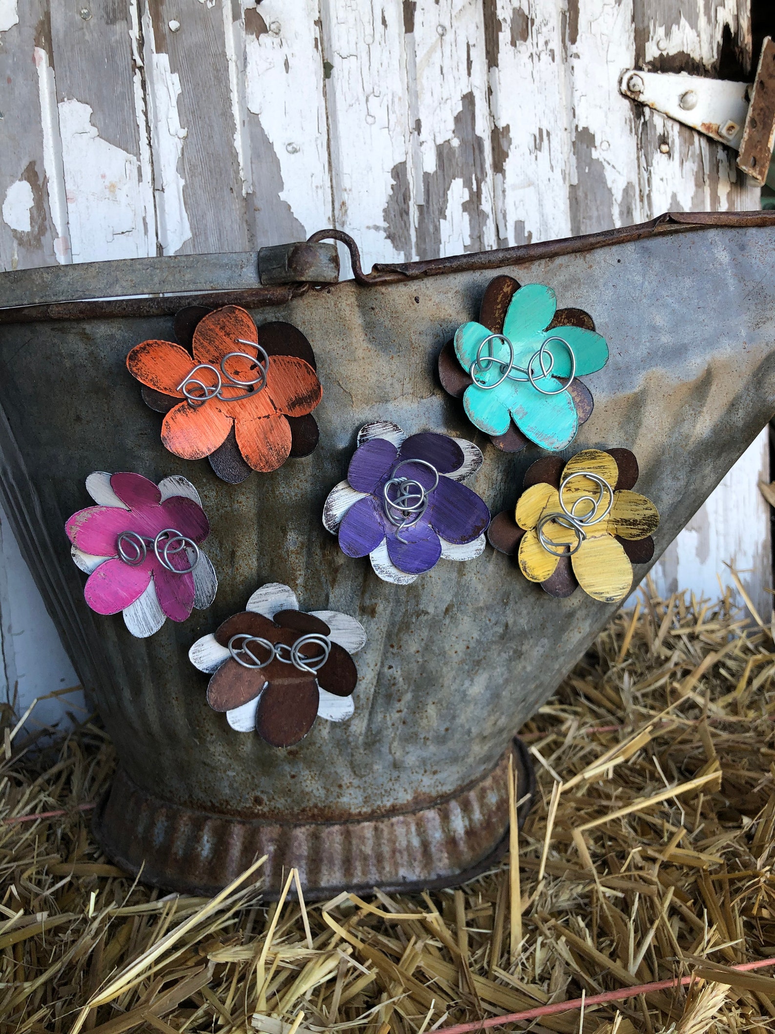 Handmade Tin Flower Magnets / Tin Flower Magnets / Rustic Tin - Etsy