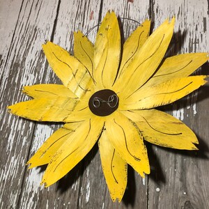 Handmade Yellow Tin Daisy / Rustic Tin Daisy / Daisy Flower Decor ...