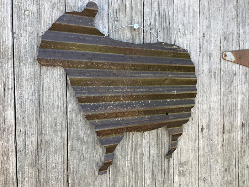 Corrugated Tin Sheep / Rusty Tin Sheep / Rustic Tin Farm Decor | Etsy