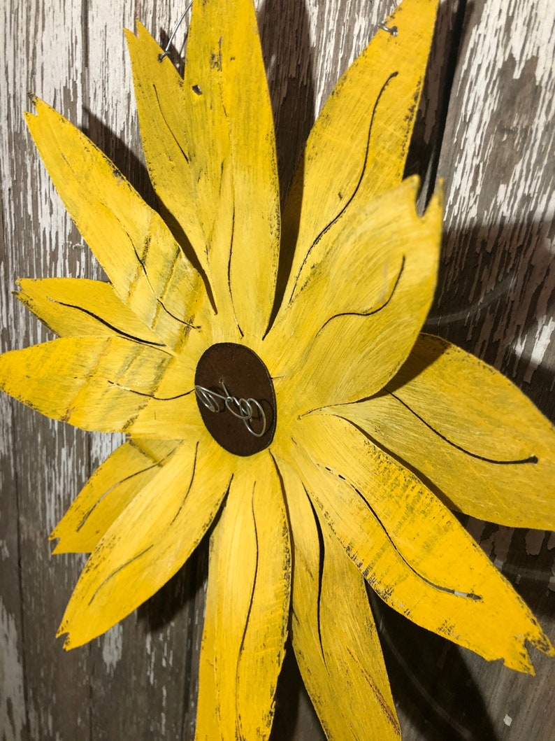 Handmade Yellow Tin Daisy / Rustic Tin Daisy / Daisy Flower Decor ...