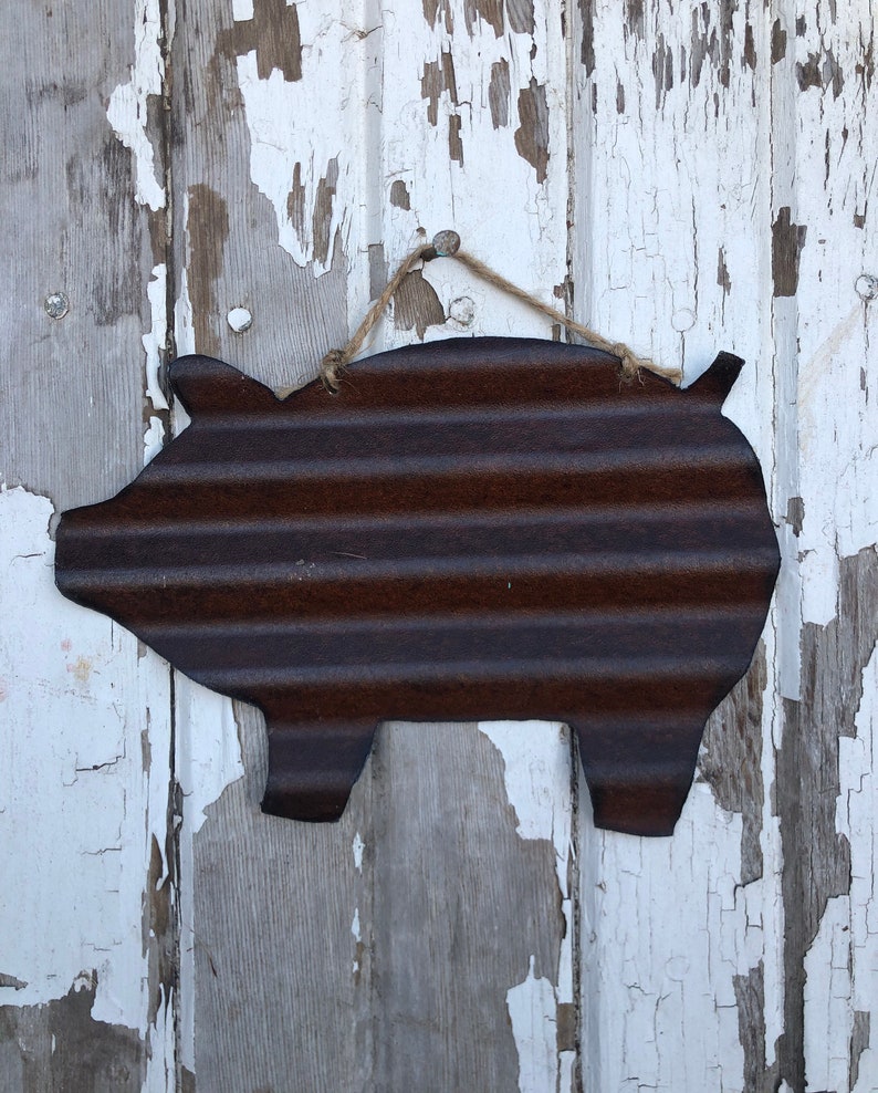 Corrugated Tin Pig / Rustic Pig Decor / Tin Farm Decor - Etsy