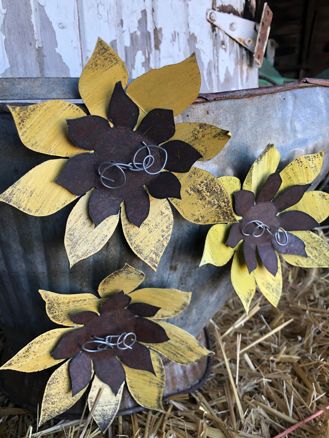 Tin Sunflower Magnets / Handmade Magnets / Rustic Tin - Etsy