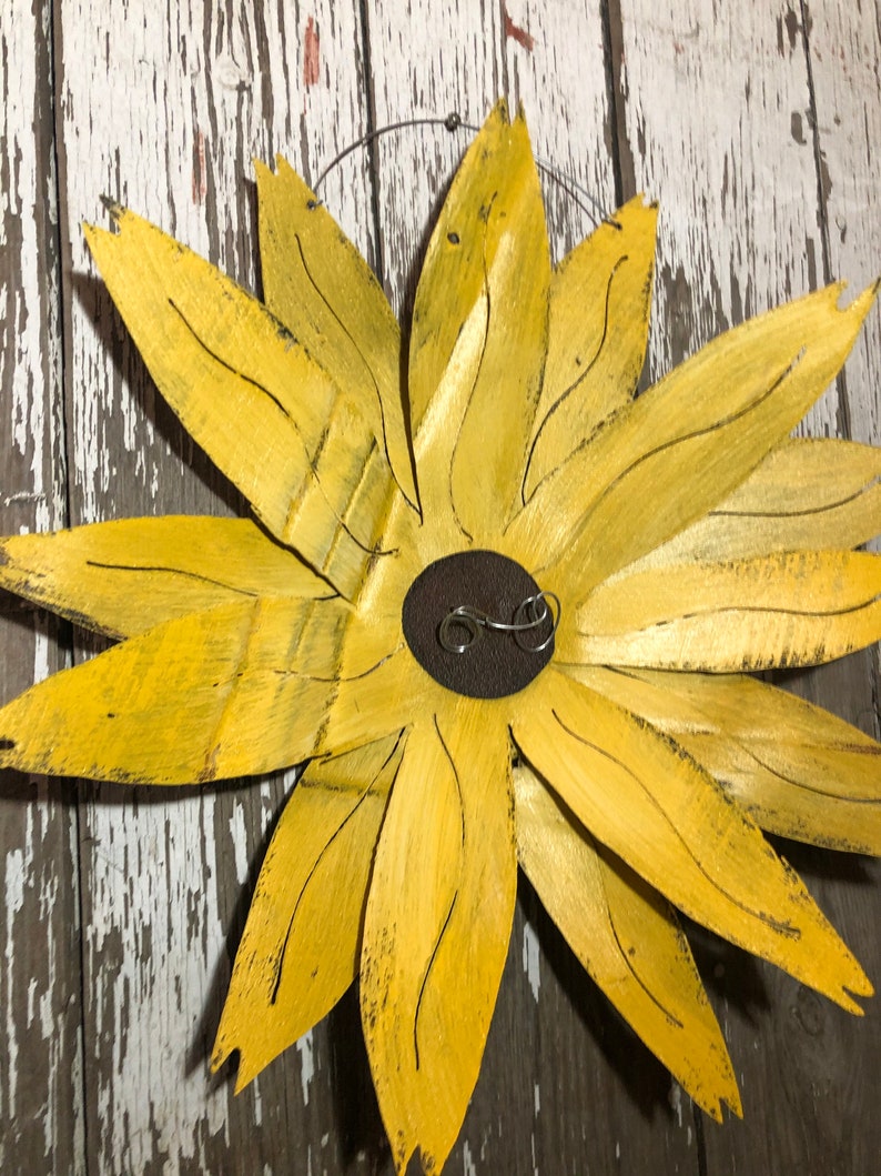 Handmade Yellow Tin Daisy / Rustic Tin Daisy / Daisy Flower - Etsy