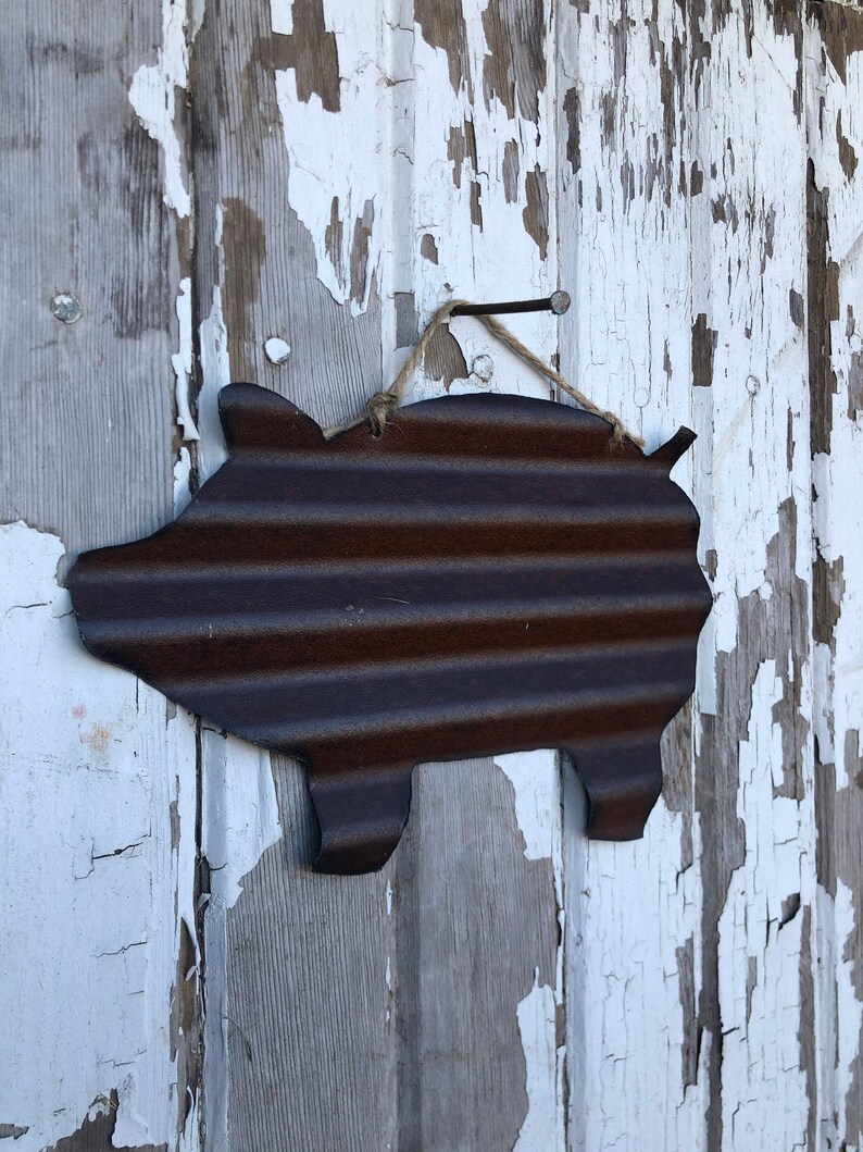 Corrugated Tin Pig / Rustic Pig Decor / Tin Farm Decor - Etsy