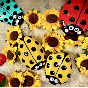 LADYBUG COUSINS, Baby Bugs, Hand Painted Rocks, Ladybugs, Garden Decor ...