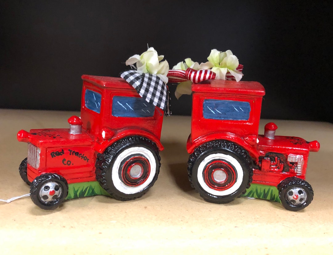 Mini Red Tractor, Resin Tractor Decoration, Farmhouse, Old Time, - Etsy