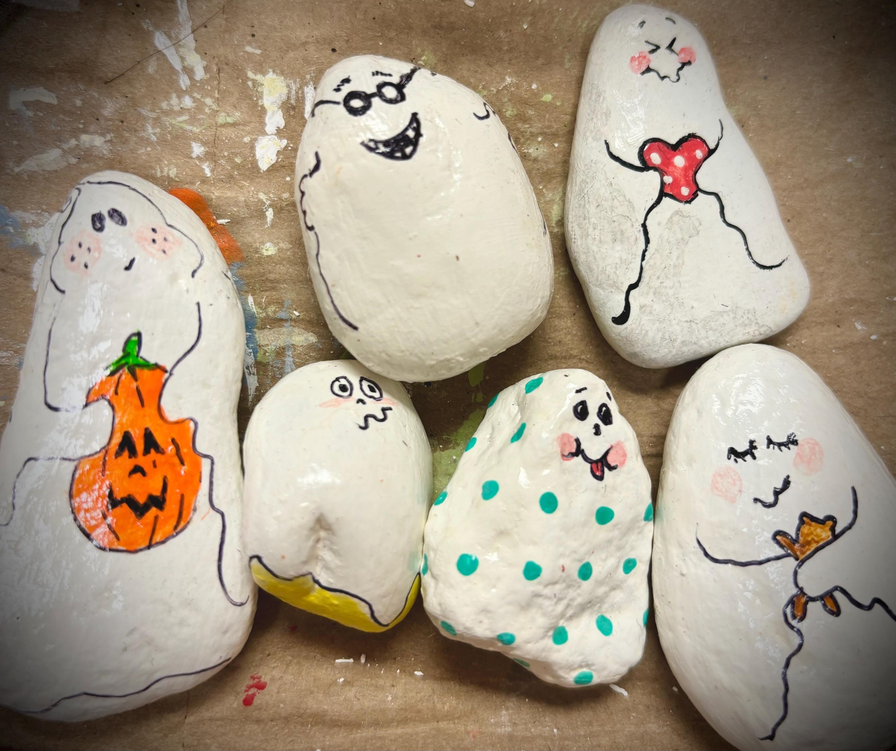 5 GHOSTS Hand Painted Rocks/ Halloween Decor/ Trick or Treat/ Assorted ...