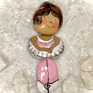 Pebble Doll, Courtney, Toy for Kids and Adults Over 3yrs., Magnets ...
