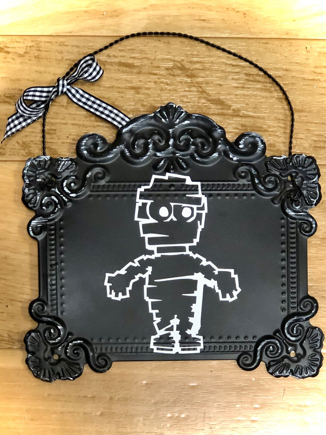 Mummy Halloween Sign, Mummy Picture, Little Sign - Etsy