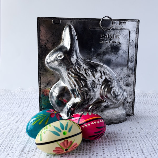 Vintage Bunny Molds - Etsy