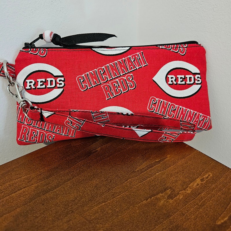 Cincinnati Gifts - 60+ Gift Ideas for 2025