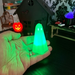Mini Light up Ghost, Halloween Haunted House Miniature - Etsy