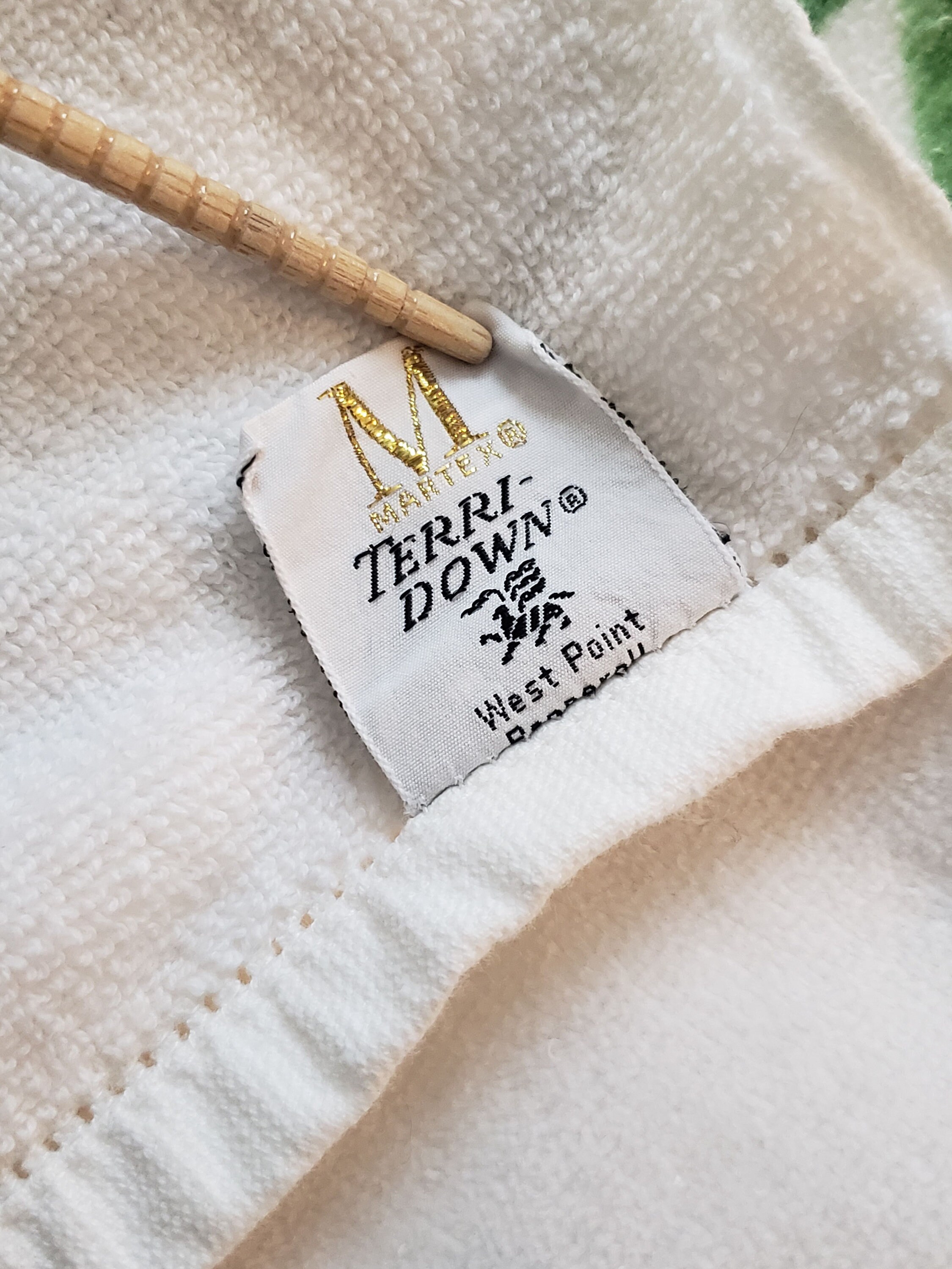 Vintage Bath Towel / Martex / Big Bold Floral / 1960s / Red Rose ...