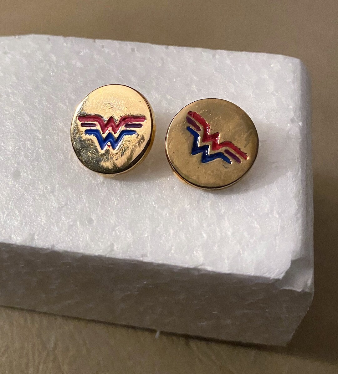 Wonder Woman Bisexual Pride Post Earrings - Etsy