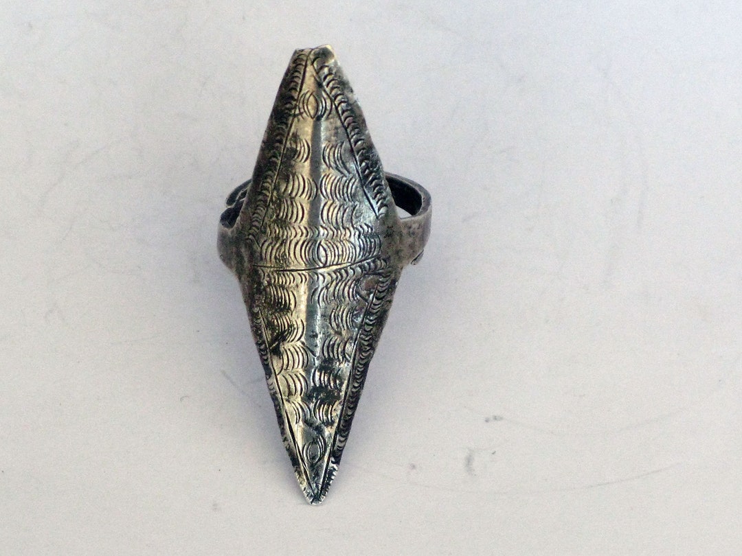 Old Silver Ring From Northern Thailand - Etsy