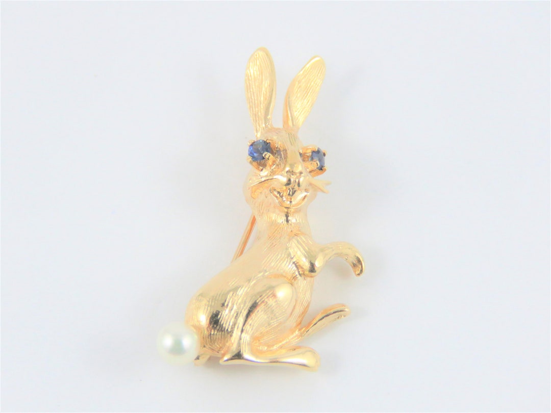 14 Kt Rabbit Brooch With Sapphire Eyes and Pearl Tail - Etsy