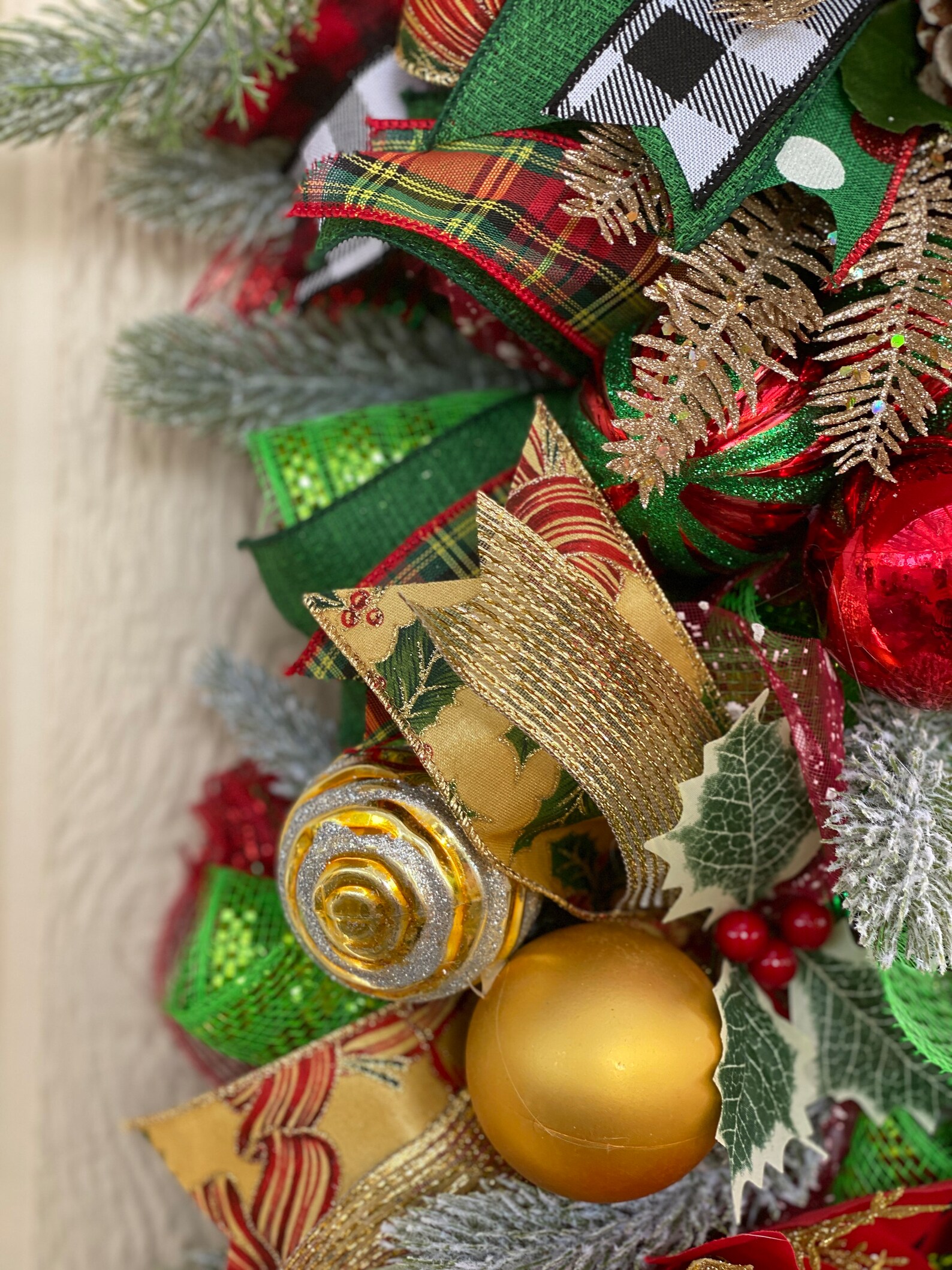 Christmas Swag, Christmas Paint Stick Wreath, Ornament Swag, Berries ...