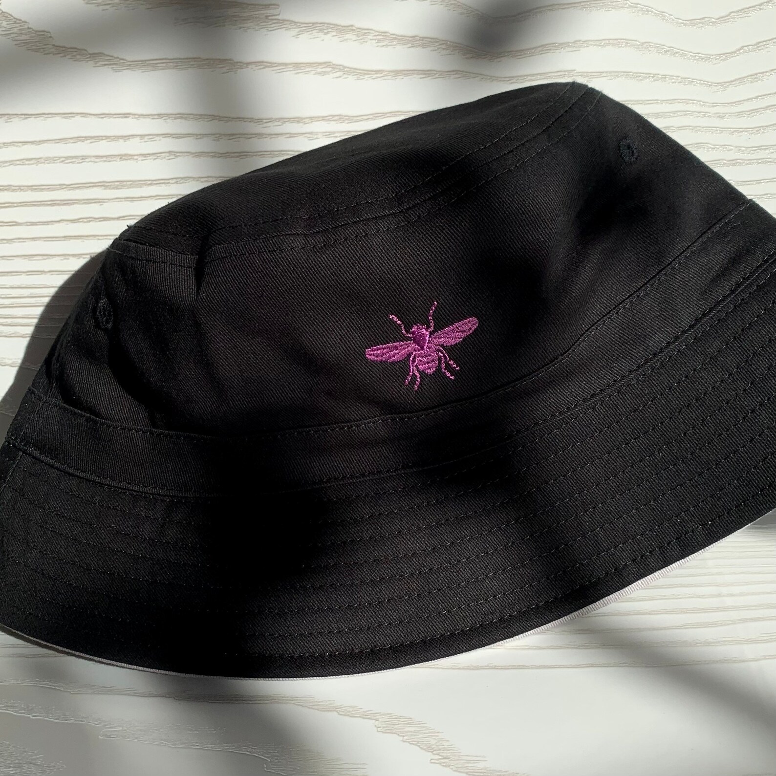 Bee Embroidered Bucket Hat // Unisex Festival/rave Hat in - Etsy UK
