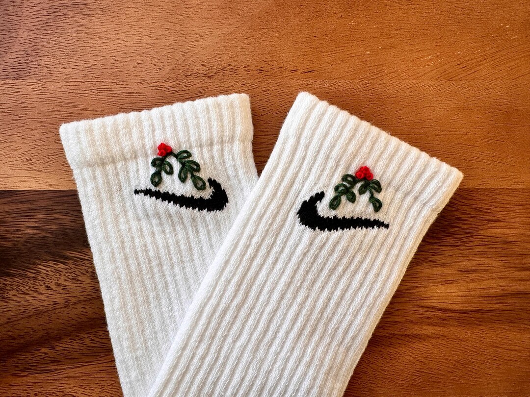 Hand Embroidered Christmas Socks (nike - Authentic) / Crew Length ...