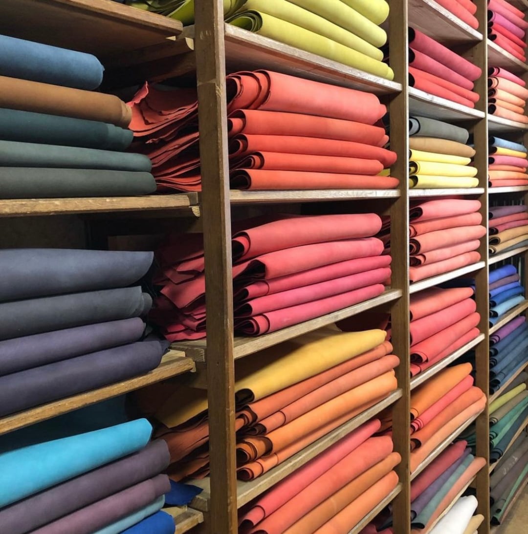 Vegetable Tanned Leather French Chèvre Chagrin CRISPE Goatskin Full ...