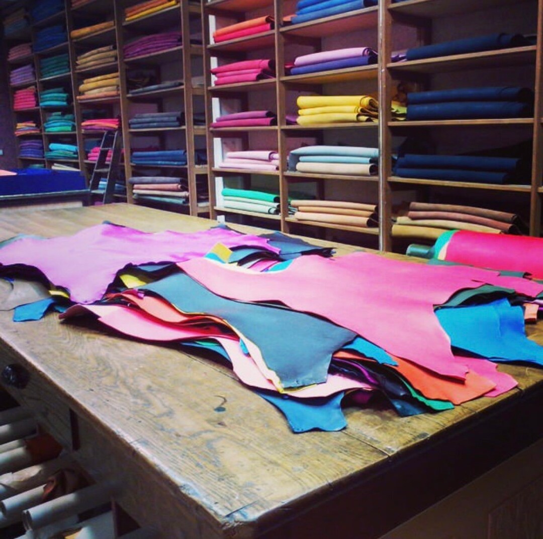 Vegetable Tanned Leather French Chèvre Chagrin CRISPE Goatskin Full ...