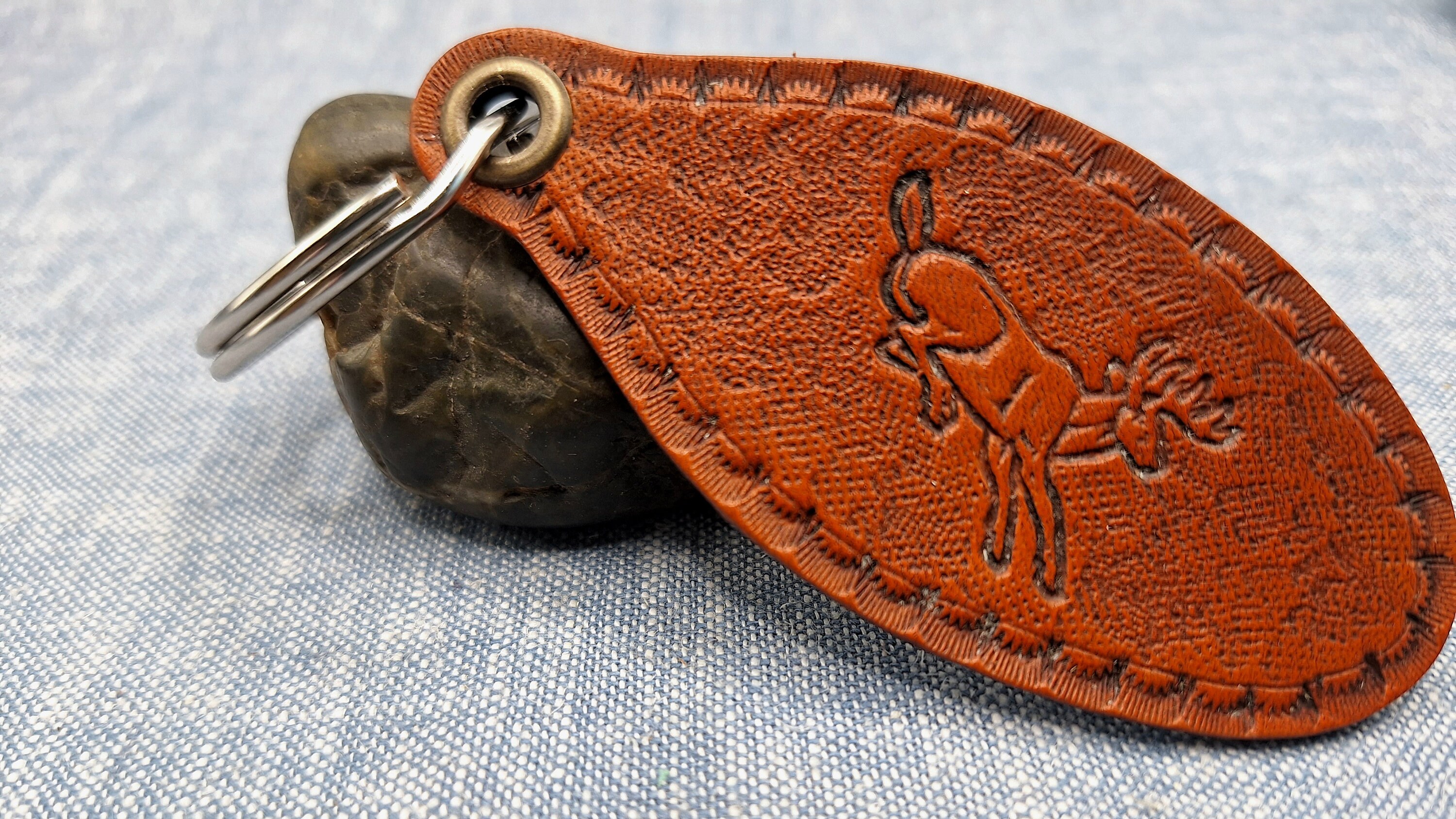 Hand-stamped Deer Leather Keychain: Men's Gift - Etsy