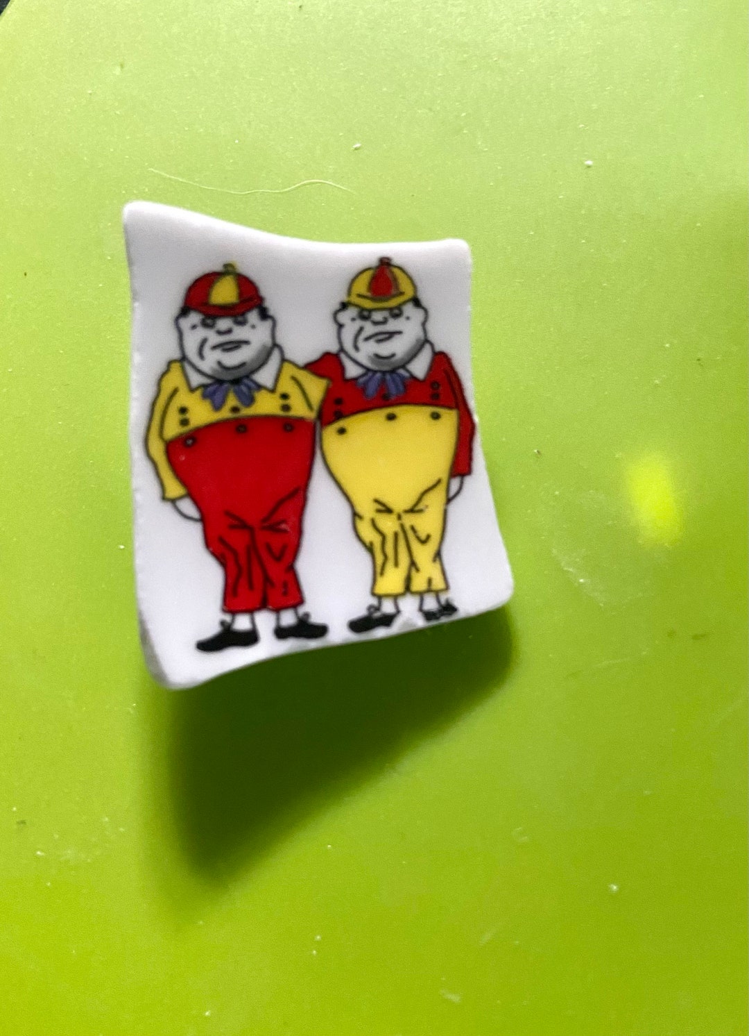 Delightful Alice in Wonderland tweedledee & Tweedledum Rare Vintage ...