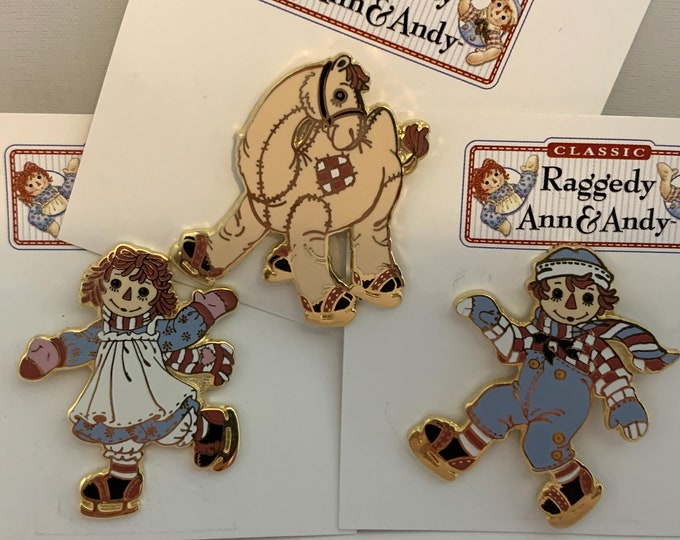 Haunted Doll Box Raggedy Ann Acrylic Shaker Keychain - Etsy