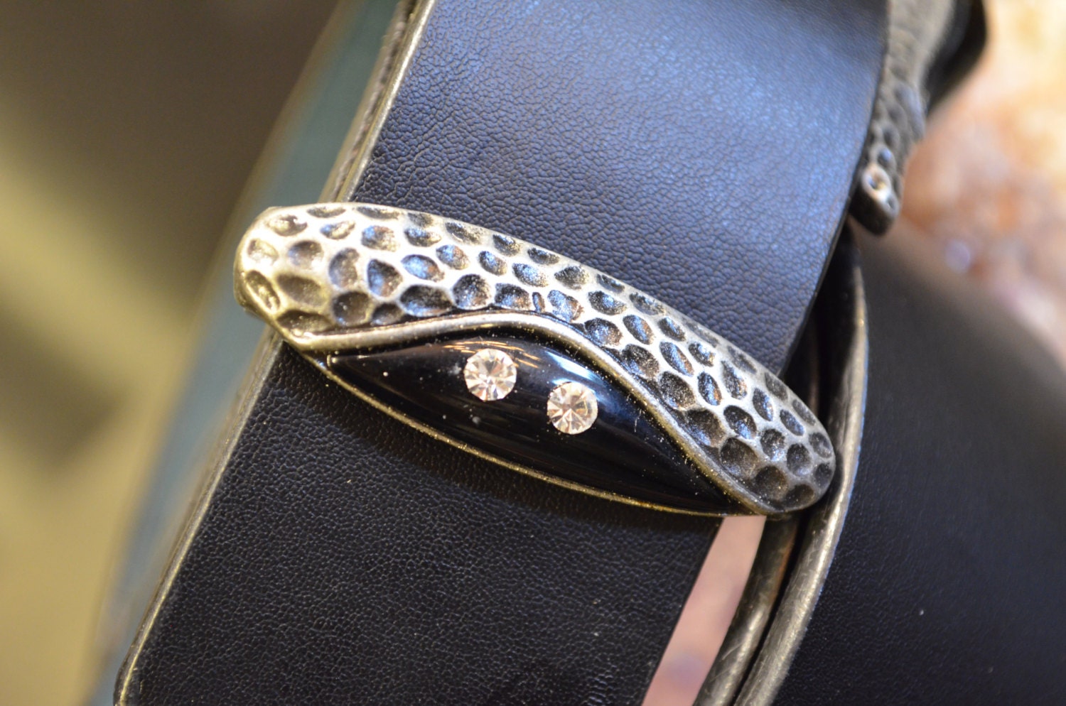 Beautiful Belt Buckle, Black Enamel, Hammered Metal, Silver Tone, Clear ...