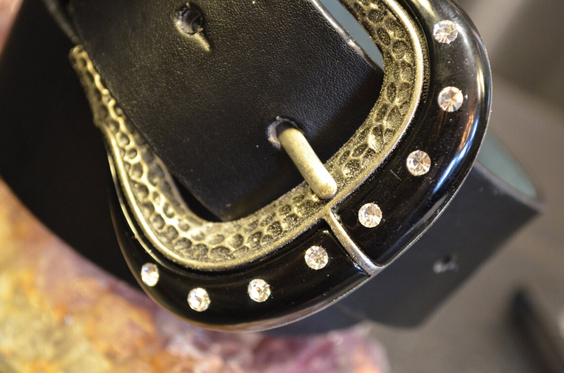 Beautiful Belt Buckle, Black Enamel, Hammered Metal, Silver Tone, Clear ...