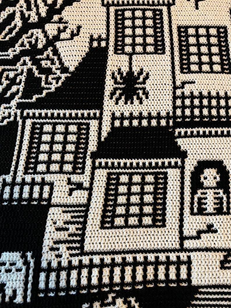 Haunted House Crochet Blanket - Etsy